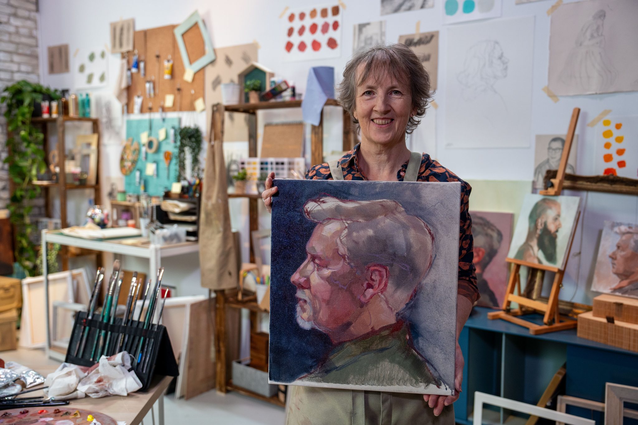 DRAWING WITH PAINT – Wendy Barratt – Sky Artist of the Year